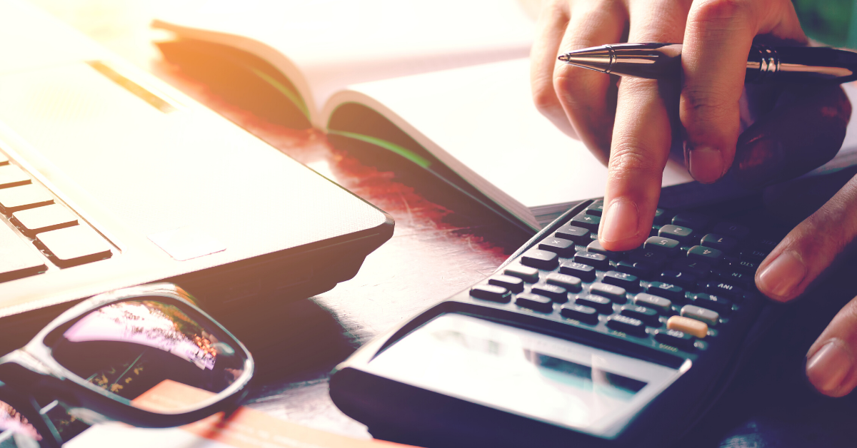 How To Take Control Of Your Finances - CHE Goes On